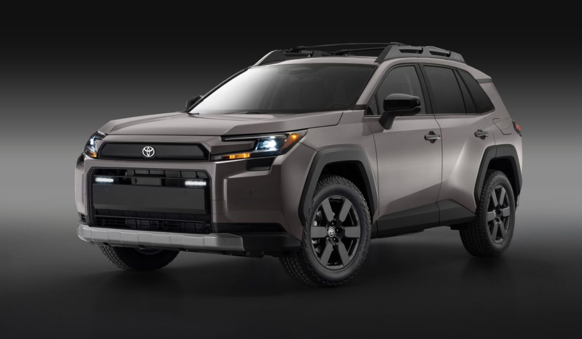 The Apex Predator Evolves: First Look at the 2026 Toyota RAV4 – A Deep ...